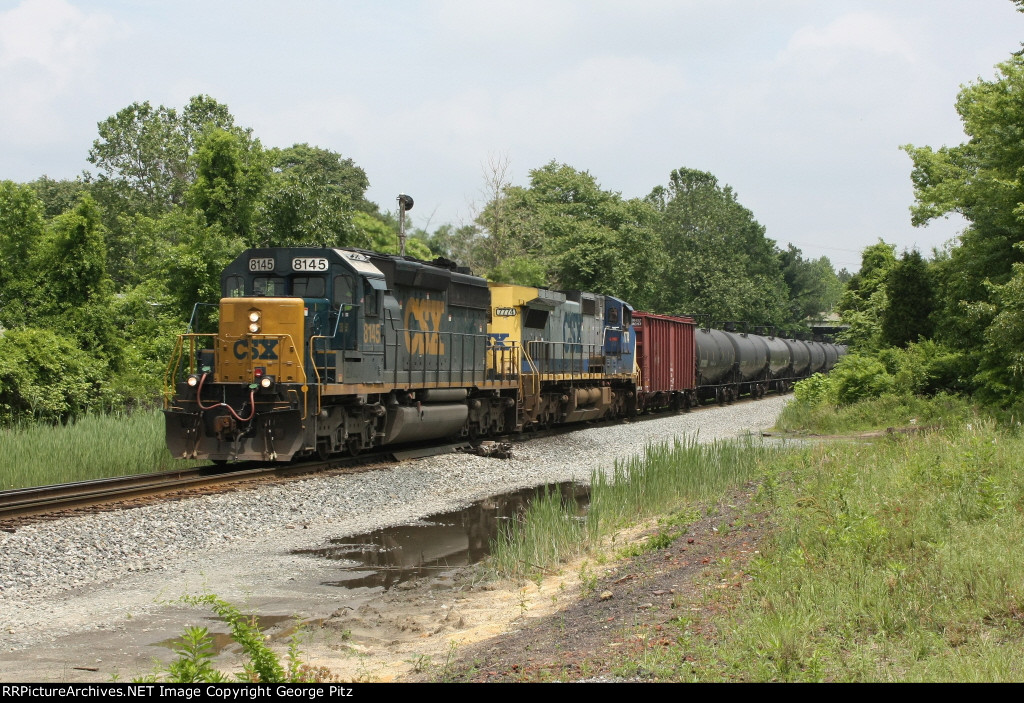 CSX 8145 with an CSX ethanol train K489
